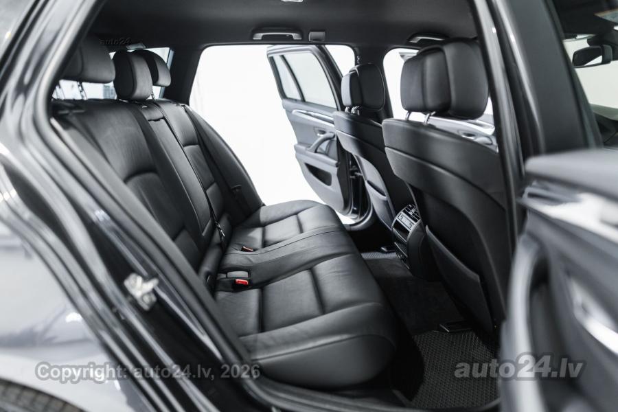 Pelēks BMW 5 Series 2012 Tallina, ar dzinēja tilpumu 3.00 L un nobraukumu 261 tūkst. km par 11990 €, foto 18 vietnē AUTOMOTO.COM.LV