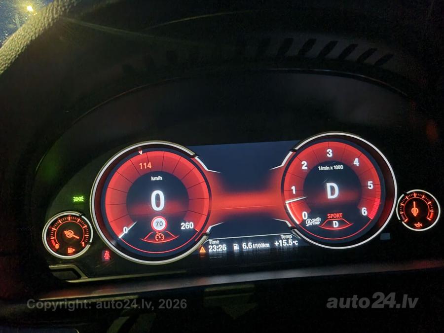 Grey BMW 5 Series 2012 in Tallinn, with an engine capacity of 3.00 L and mileage of 0 thousand km for 10999 €, photo 5 on AUTOMOTO.COM.LV
