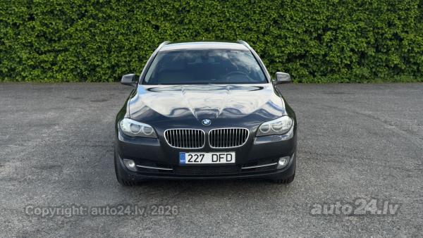 Pelēks BMW 5 Series 2012 Tallina, ar dzinēja tilpumu 2.00 L un nobraukumu 355 tūkst. km par 7750 €, foto 4 vietnē AUTOMOTO.COM.LV