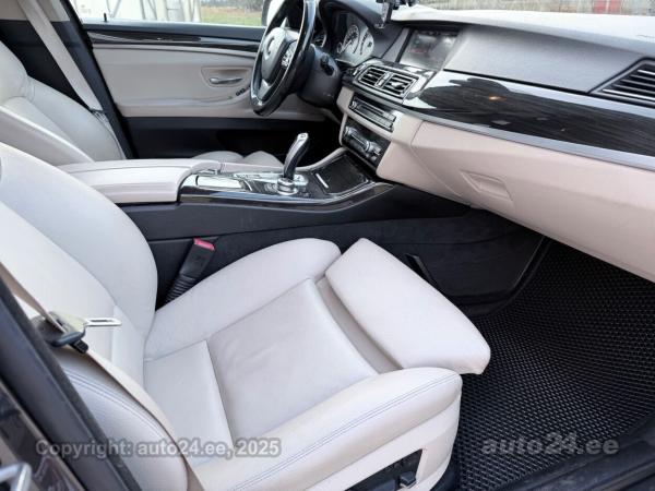 Pelēks BMW 5 Series 2013 Tallina, ar dzinēja tilpumu 3.00 L un nobraukumu 445 tūkst. km par 9400 €, foto 6 vietnē AUTOMOTO.COM.LV