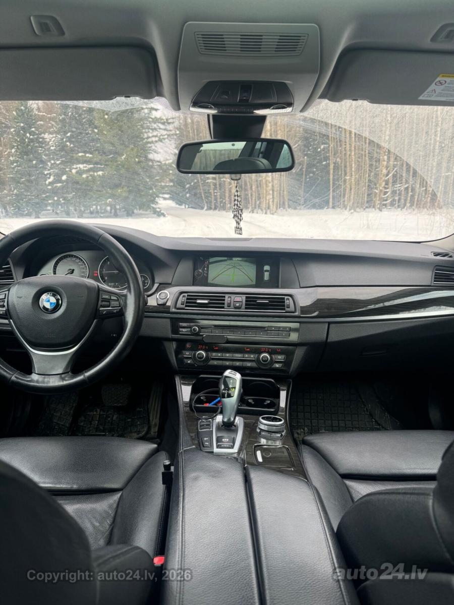 Pelēks BMW 5 Series 2013 Tallina, ar dzinēja tilpumu 2.00 L un nobraukumu 292 tūkst. km par 999 €, foto 7 vietnē AUTOMOTO.COM.LV