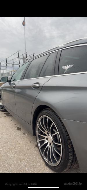 Pelēks BMW 5 Series 2013 Tallina, ar dzinēja tilpumu 2.00 L un nobraukumu 292 tūkst. km par 999 €, foto 10 vietnē AUTOMOTO.COM.LV