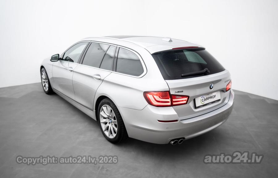 Pelēks BMW 5 Series 2013 Tallina, ar dzinēja tilpumu 2.00 L un nobraukumu 244 tūkst. km par 10999 €, foto 7 vietnē AUTOMOTO.COM.LV