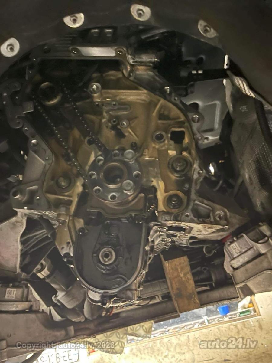 Pelēks BMW 5 Series 2013 Tallina, ar dzinēja tilpumu 2.00 L un nobraukumu 283 tūkst. km par 12000 €, foto 9 vietnē AUTOMOTO.COM.LV