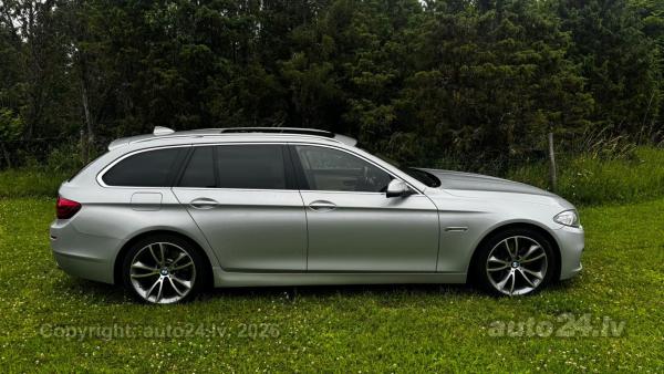 Pelēks BMW 5 Series 2013 Tallina, ar dzinēja tilpumu 3.00 L un nobraukumu 303 tūkst. km par 10500 €, foto 5 vietnē AUTOMOTO.COM.LV