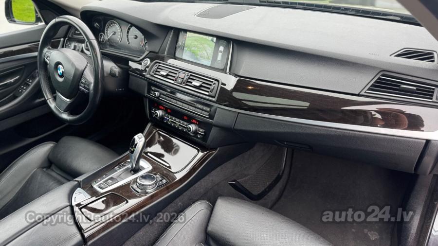 Grey BMW 5 Series 2013 in Tallinn, with an engine capacity of 3.00 L and mileage of 330 thousand km for 12900 €, photo 13 on AUTOMOTO.COM.LV