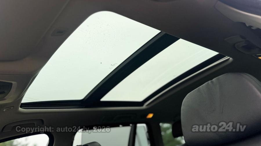 Grey BMW 5 Series 2013 in Tallinn, with an engine capacity of 3.00 L and mileage of 330 thousand km for 12900 €, photo 18 on AUTOMOTO.COM.LV