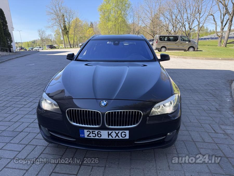 Серый БМВ 5 Серия 2013 в Таллин, объемом двигателя 3.00 л и пробегом 341 тыс. км за 9900 €, фото 4 на AUTOMOTO.COM.LV