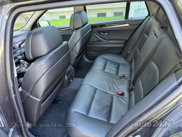 Grey BMW 5 Series 2013 in Tallinn, with an engine capacity of 3.00 L and mileage of 341 thousand km for 9900 €, photo 10 on AUTOMOTO.COM.LV