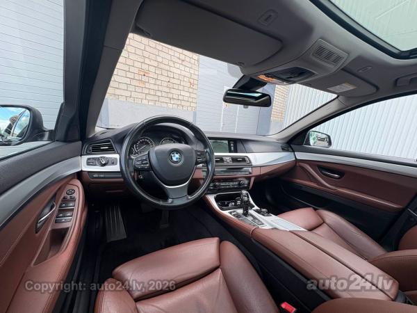 Grey BMW 5 Series 2013 in Paide, with an engine capacity of 3.00 L and mileage of 304 thousand km for 12590 €, photo 10 on AUTOMOTO.COM.LV