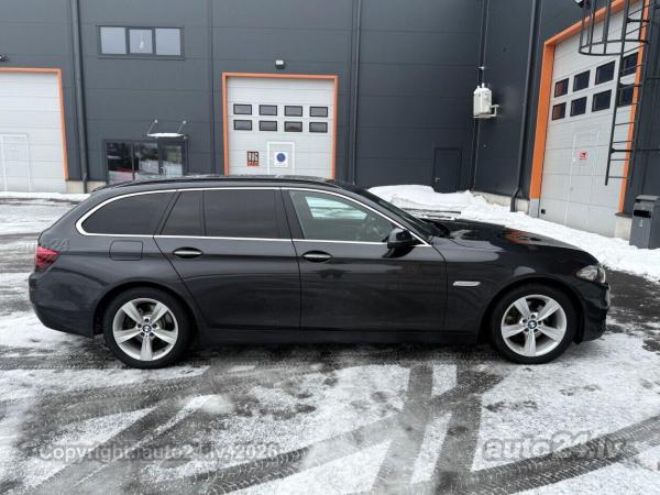 Grey BMW 5 Series 2014 in Kuressaare, with an engine capacity of 2.00 L and mileage of 259 thousand km for 13995 €, photo 7 on AUTOMOTO.COM.LV