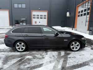 Pelēks BMW 5 Series 2014 Kuresāre, ar dzinēja tilpumu 2.00 L un nobraukumu 259 tūkst. km par 13995 €, foto 7 vietnē AUTOMOTO.COM.LV