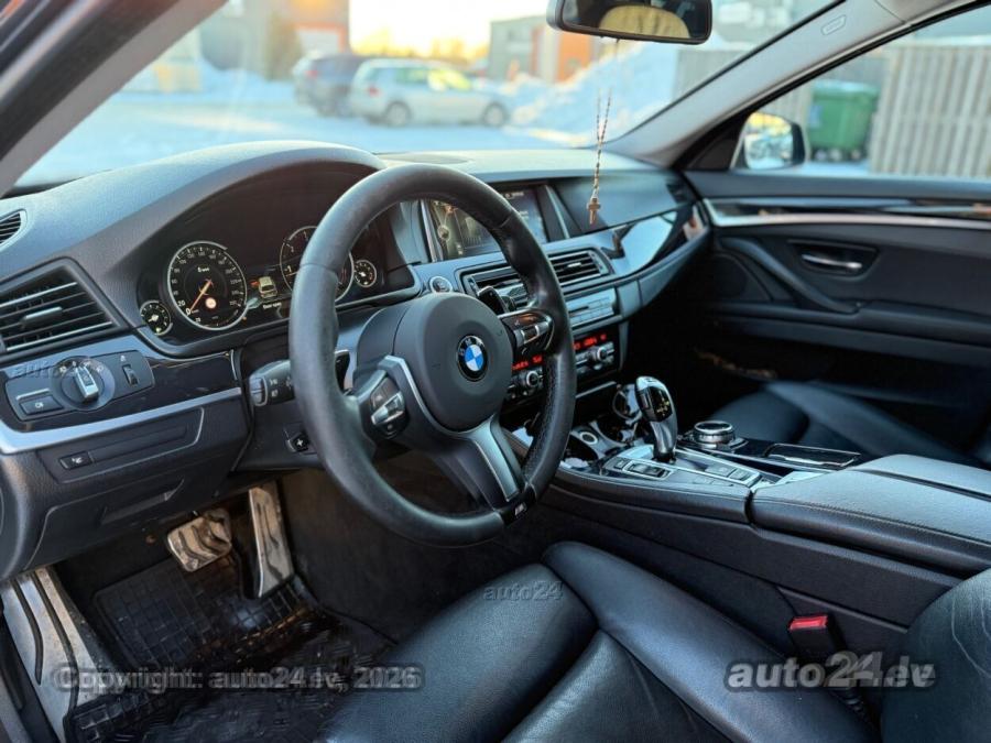 Pelēks BMW 5 Series 2014 Kuresāre, ar dzinēja tilpumu 2.00 L un nobraukumu 259 tūkst. km par 13500 €, foto 16 vietnē AUTOMOTO.COM.LV