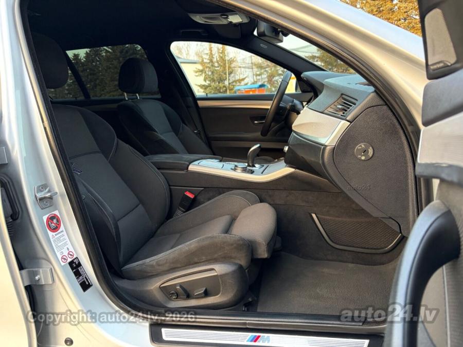 Pelēks BMW 5 Series 2014 Tartu, ar dzinēja tilpumu 3.00 L un nobraukumu 360 tūkst. km par 9990 €, foto 10 vietnē AUTOMOTO.COM.LV