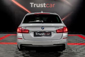 Pelēks BMW 5 Series 2014 Pērnava, ar dzinēja tilpumu 3.00 L un nobraukumu 279 tūkst. km par 14999 €, foto 12 vietnē AUTOMOTO.COM.LV