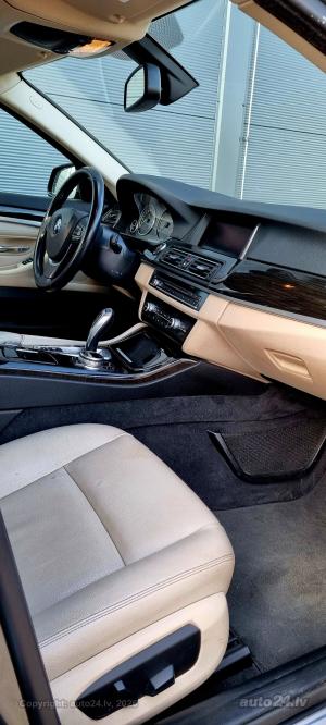 Pelēks BMW 5 Series 2014 Tallina, ar dzinēja tilpumu 2.00 L un nobraukumu 267 tūkst. km par 12500 €, foto 12 vietnē AUTOMOTO.COM.LV