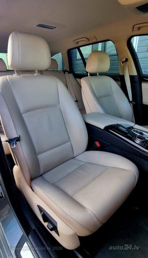 Pelēks BMW 5 Series 2014 Tallina, ar dzinēja tilpumu 2.00 L un nobraukumu 267 tūkst. km par 12500 €, foto 18 vietnē AUTOMOTO.COM.LV