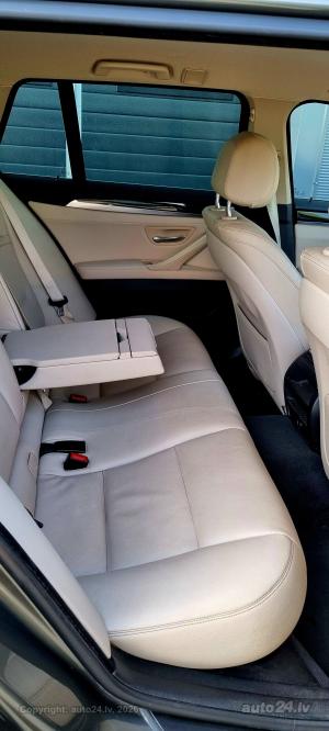 Pelēks BMW 5 Series 2014 Tallina, ar dzinēja tilpumu 2.00 L un nobraukumu 267 tūkst. km par 12500 €, foto 19 vietnē AUTOMOTO.COM.LV
