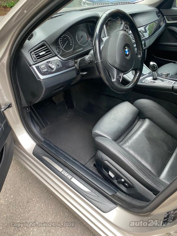 Pelēks BMW 5 Series 2014 Tallina, ar dzinēja tilpumu 2.00 L un nobraukumu 279 tūkst. km par 9600 €, foto 4 vietnē AUTOMOTO.COM.LV