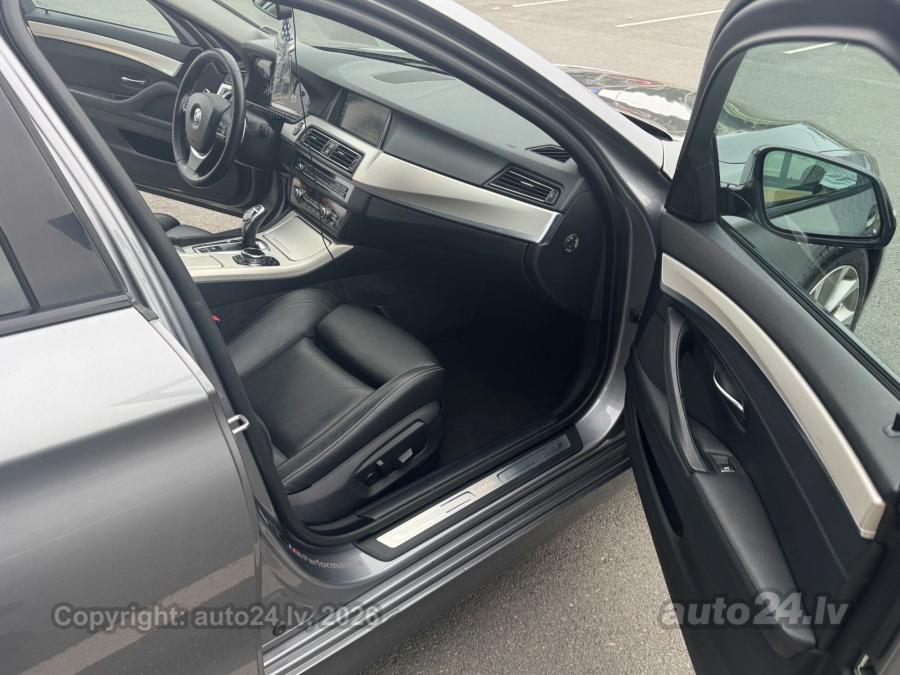 Grey BMW 5 Series 2014 in Tallinn, with an engine capacity of 3.00 L and mileage of 326 thousand km for 12700 €, photo 8 on AUTOMOTO.COM.LV