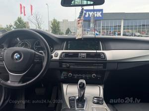 Grey BMW 5 Series 2014 in Tallinn, with an engine capacity of 3.00 L and mileage of 326 thousand km for 12700 €, photo 10 on AUTOMOTO.COM.LV