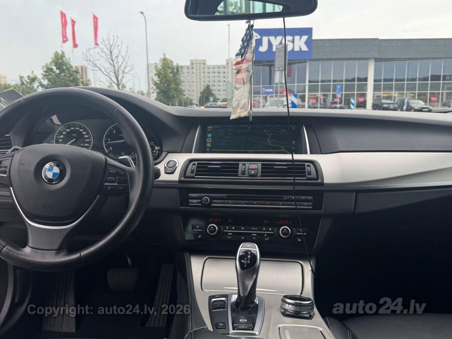 Grey BMW 5 Series 2014 in Tallinn, with an engine capacity of 3.00 L and mileage of 326 thousand km for 12700 €, photo 10 on AUTOMOTO.COM.LV