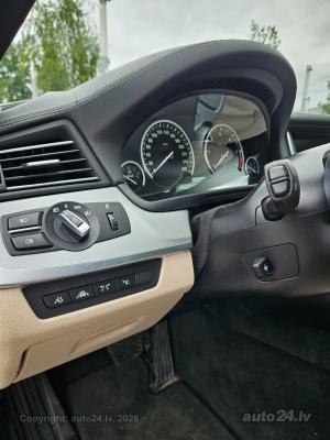 Pelēks BMW 5 Series 2014 Tallina, ar dzinēja tilpumu 3.00 L un nobraukumu 263 tūkst. km par 13500 €, foto 18 vietnē AUTOMOTO.COM.LV