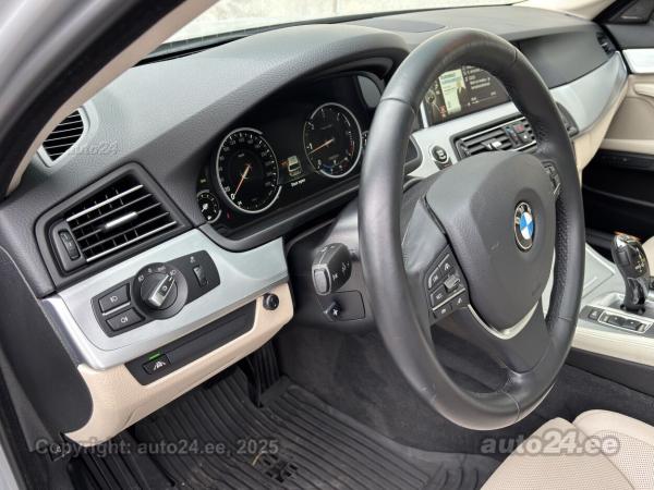 Pelēks BMW 5 Series 2015 Tallina, ar dzinēja tilpumu 3.00 L un nobraukumu 251 tūkst. km par 12990 €, foto 11 vietnē AUTOMOTO.COM.LV