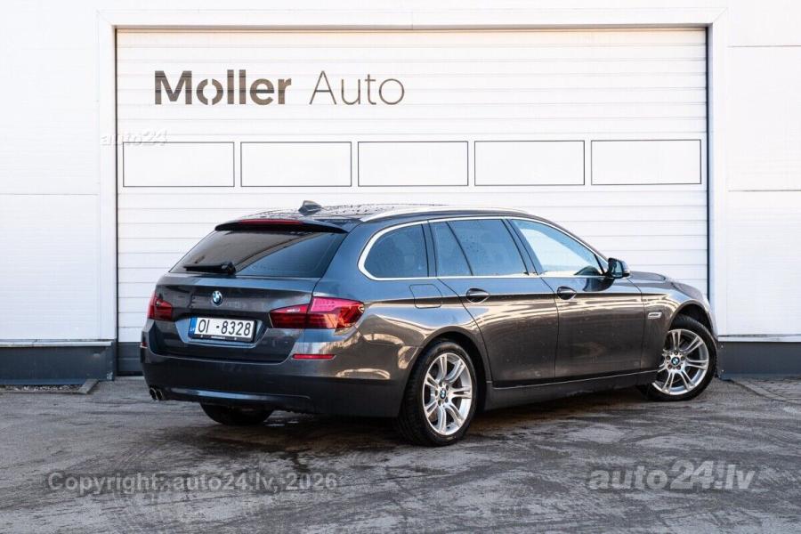 Grey BMW 5 Series 2015 in Riga, with an engine capacity of 3.00 L and mileage of 259 thousand km for 12810 €, photo 3 on AUTOMOTO.COM.LV