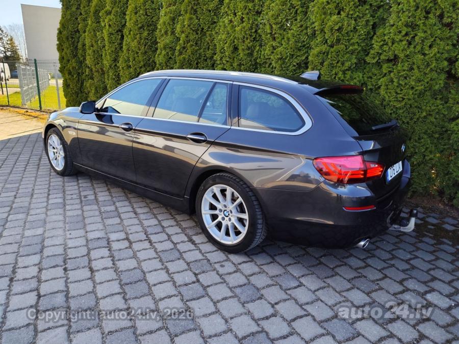 Grey BMW 5 Series 2015 in Paide, with an engine capacity of 3.00 L and mileage of 318 thousand km for 12990 €, photo 5 on AUTOMOTO.COM.LV