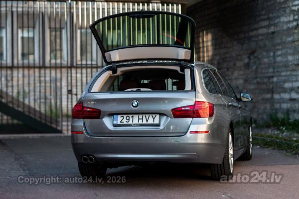 Pelēks BMW 5 Series 2015 Tallina, ar dzinēja tilpumu 2.00 L un nobraukumu 189 tūkst. km par 15490 €, foto 3 vietnē AUTOMOTO.COM.LV