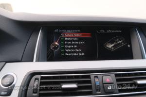 Grey BMW 5 Series 2015 in Tallinn, with an engine capacity of 3.00 L and mileage of 280 thousand km for 13900 €, photo 18 on AUTOMOTO.COM.LV
