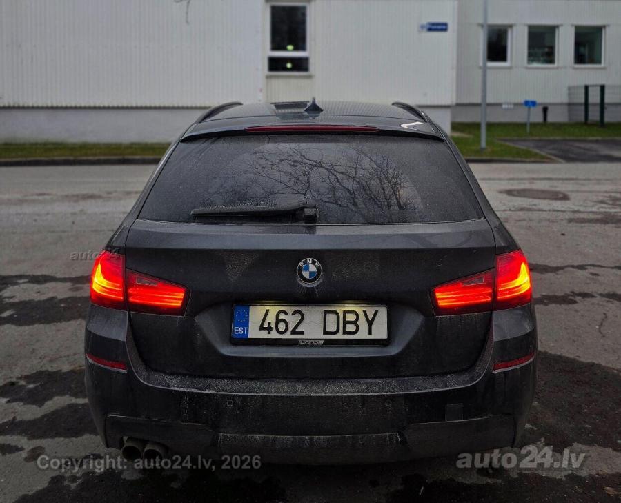 Grey BMW 5 Series 2016 in Tallinn, with an engine capacity of 2.00 L and mileage of 240 thousand km for 16900 €, photo 13 on AUTOMOTO.COM.LV