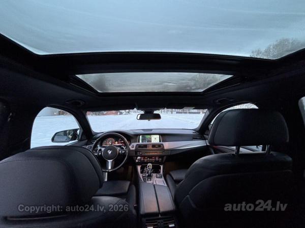 Pelēks BMW 5 Series 2016 Tallina, ar dzinēja tilpumu 3.00 L un nobraukumu 247 tūkst. km par 16500 €, foto 11 vietnē AUTOMOTO.COM.LV