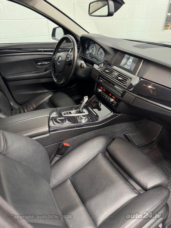 Pelēks BMW 5 Series 2016 Tallina, ar dzinēja tilpumu 2.00 L un nobraukumu 271 tūkst. km par 10900 €, foto 11 vietnē AUTOMOTO.COM.LV