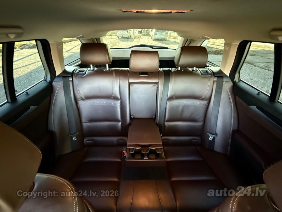 Pelēks BMW 5 Series 2016 Tartu, ar dzinēja tilpumu 3.00 L un nobraukumu 208 tūkst. km par 15599 €, foto 20 vietnē AUTOMOTO.COM.LV