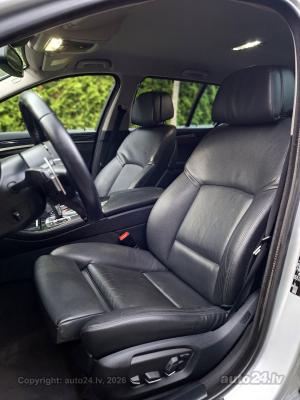Pelēks BMW 5 Series 2016 Tallina, ar dzinēja tilpumu 2.00 L un nobraukumu 295 tūkst. km par 10900 €, foto 10 vietnē AUTOMOTO.COM.LV