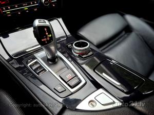 Pelēks BMW 5 Series 2016 Tallina, ar dzinēja tilpumu 2.00 L un nobraukumu 295 tūkst. km par 10900 €, foto 17 vietnē AUTOMOTO.COM.LV
