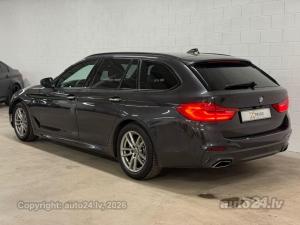 Grey BMW 5 Series 2017 in Parnu, with an engine capacity of 2.00 L and mileage of 233 thousand km for 18900 €, photo 8 on AUTOMOTO.COM.LV