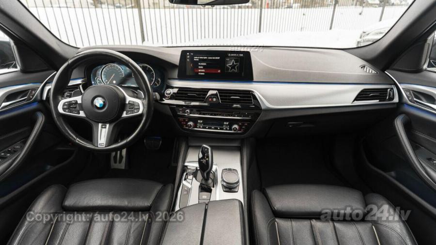 Grey BMW 5 Series 2017 in Tartu, with an engine capacity of 2.00 L and mileage of 220 thousand km for 20900 €, photo 9 on AUTOMOTO.COM.LV