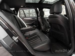 Grey BMW 5 Series 2017 in Tartu, with an engine capacity of 2.00 L and mileage of 220 thousand km for 20900 €, photo 15 on AUTOMOTO.COM.LV