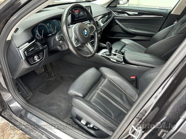 Grey BMW 5 Series 2017 in Tallinn, with an engine capacity of 3.00 L and mileage of 174 thousand km for 24900 €, photo 5 on AUTOMOTO.COM.LV