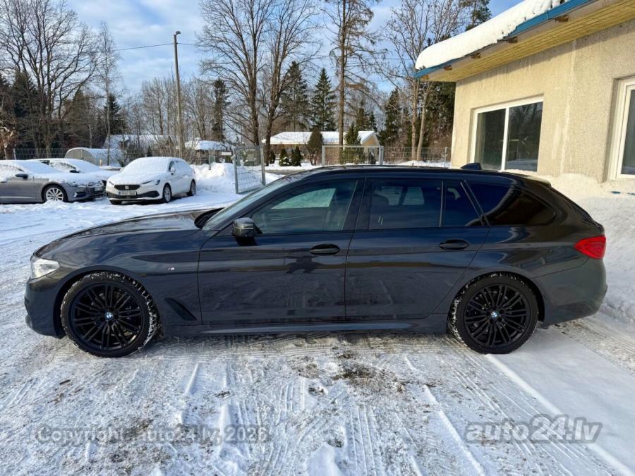 Pelēks BMW 5 Series 2017 Tallina, ar dzinēja tilpumu 3.00 L un nobraukumu 167 tūkst. km par 25900 €, foto 6 vietnē AUTOMOTO.COM.LV
