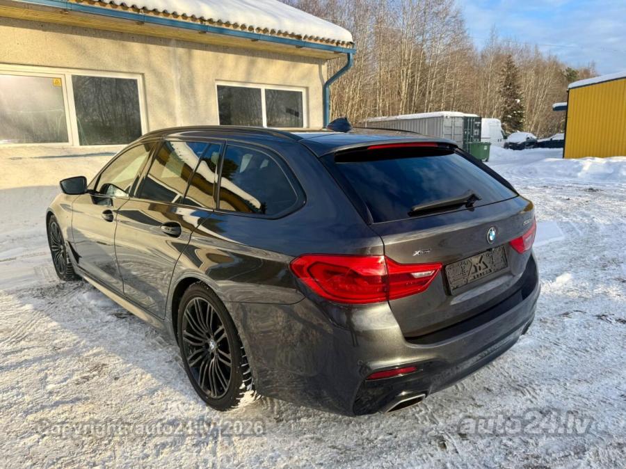Grey BMW 5 Series 2017 in Tallinn, with an engine capacity of 3.00 L and mileage of 167 thousand km for 25900 €, photo 7 on AUTOMOTO.COM.LV