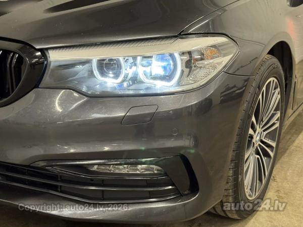 Grey BMW 5 Series 2017 in Tallinn, with an engine capacity of 2.00 L and mileage of 237 thousand km for 17995 €, photo 4 on AUTOMOTO.COM.LV