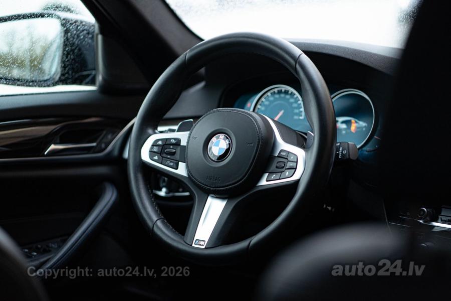 Pelēks BMW 5 Series 2017 Tartu, ar dzinēja tilpumu 3.00 L un nobraukumu 185 tūkst. km par 23600 €, foto 13 vietnē AUTOMOTO.COM.LV