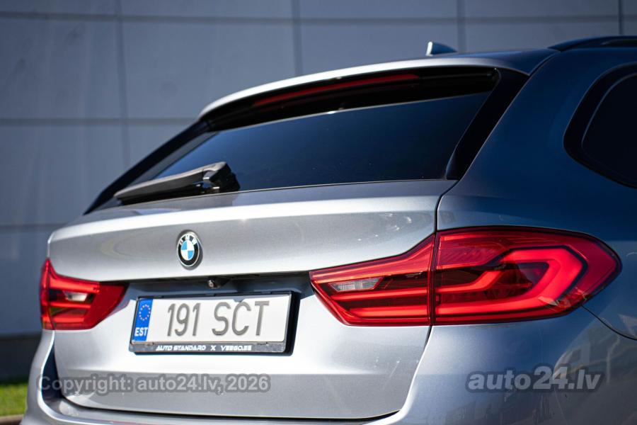 Grey BMW 5 Series 2017 in Tallinn, with an engine capacity of 3.00 L and mileage of 162 thousand km for 24900 €, photo 13 on AUTOMOTO.COM.LV