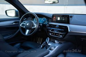 Grey BMW 5 Series 2017 in Tallinn, with an engine capacity of 3.00 L and mileage of 162 thousand km for 24900 €, photo 17 on AUTOMOTO.COM.LV