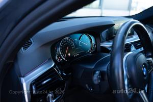 Grey BMW 5 Series 2017 in Tallinn, with an engine capacity of 3.00 L and mileage of 162 thousand km for 24900 €, photo 22 on AUTOMOTO.COM.LV
