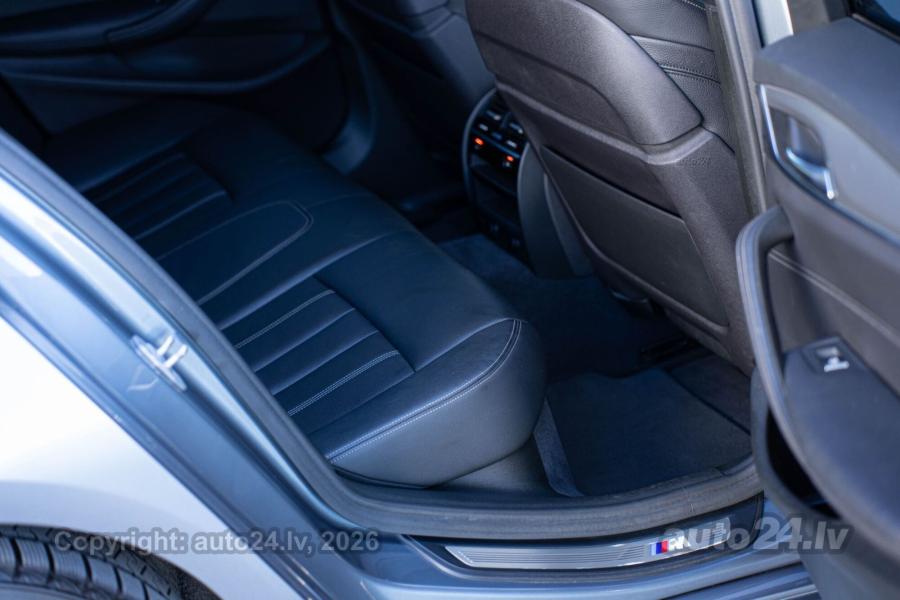 Grey BMW 5 Series 2017 in Tallinn, with an engine capacity of 3.00 L and mileage of 162 thousand km for 24900 €, photo 26 on AUTOMOTO.COM.LV